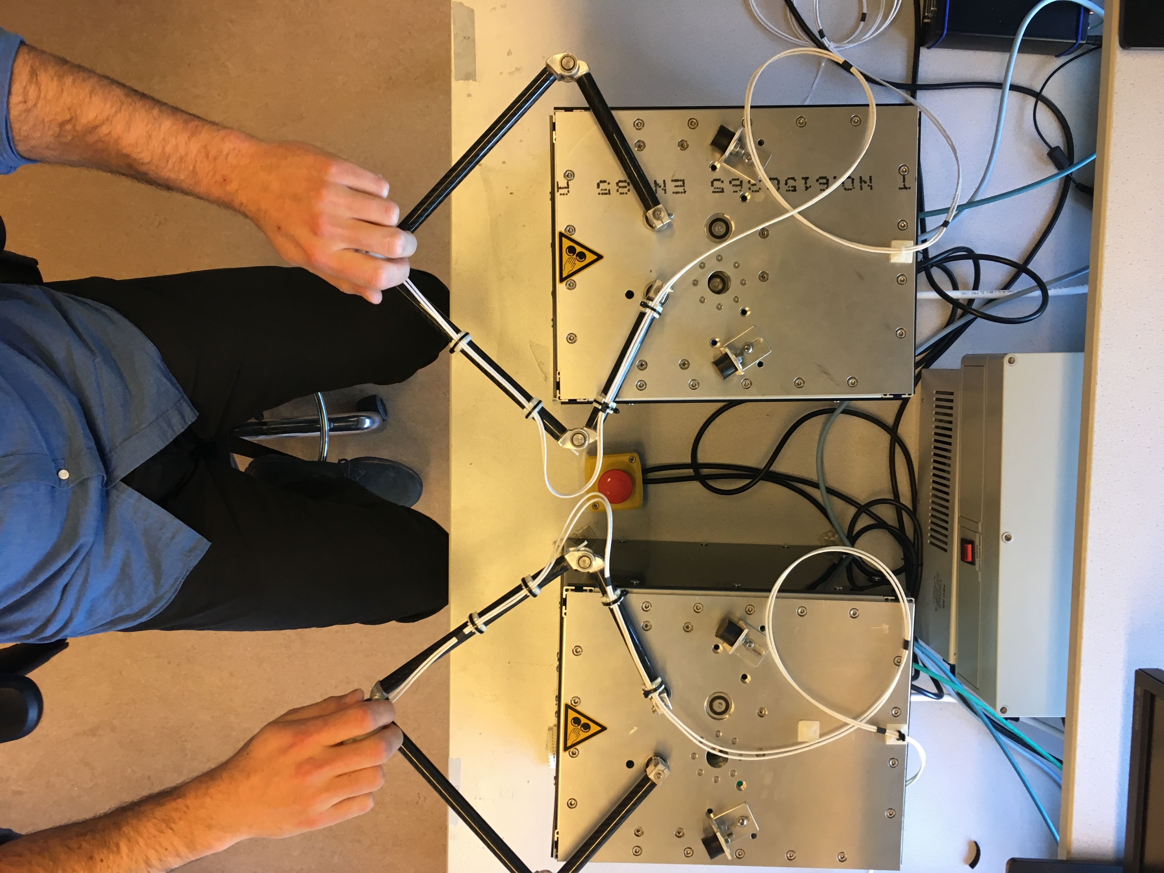BROS: the Bi-RObot Setup | Niek Beckers